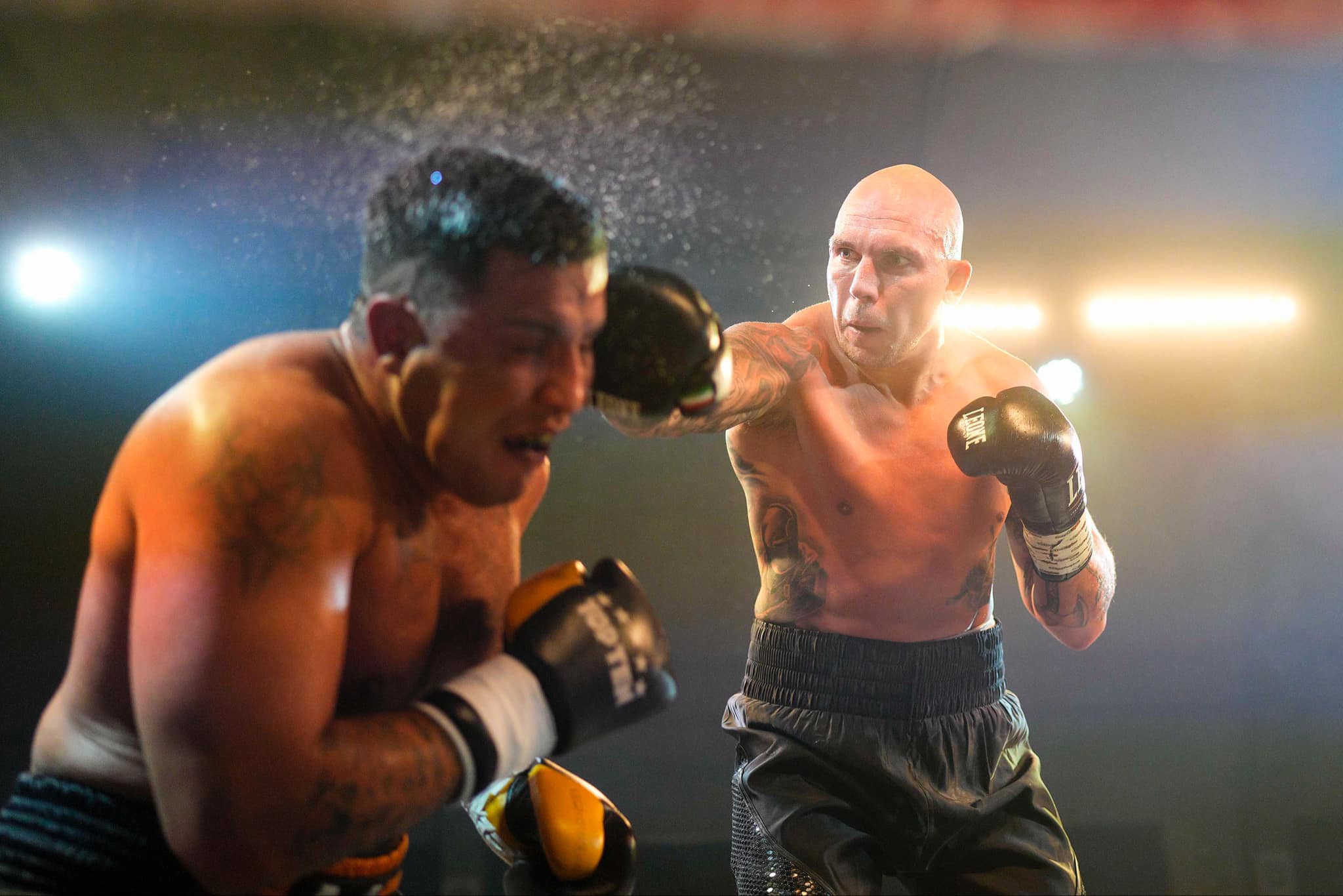 Francis Fordjour Triumphs Over Jakub Laskowski - Vestegnen